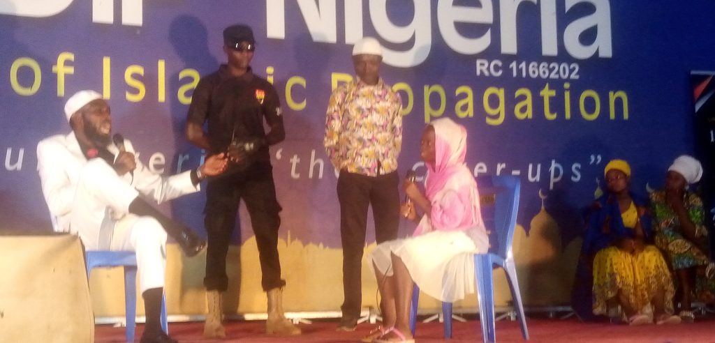 Imesi-Ile stands still for Islam as 22 non-Muslims including a Reverend ...
